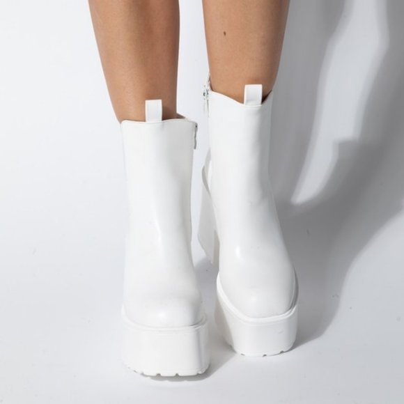 Shoes | Womens White Platform High Heel Booties | Poshmark
